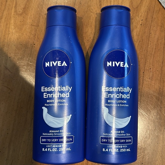 Bath & Body | Essentially Enriched Body Lotion Blue | Poshmark